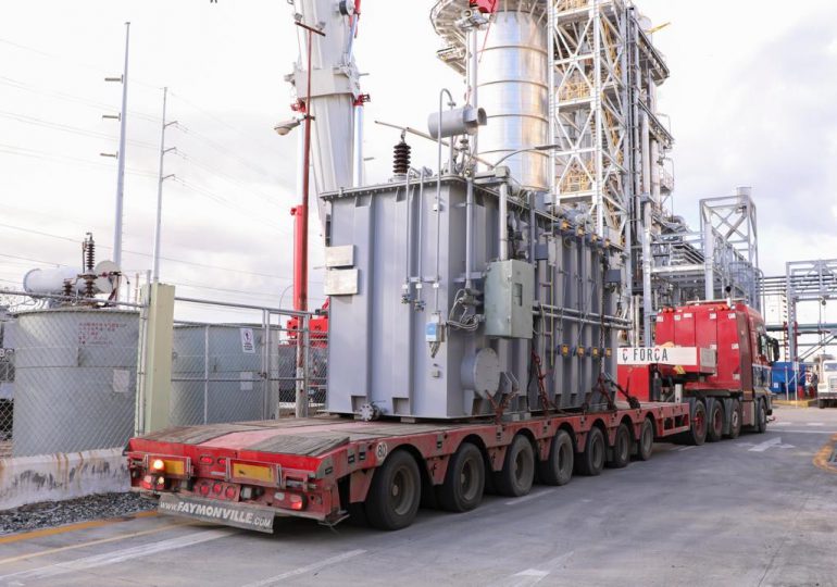 EDEEste invierte 65 millones de pesos en nuevo transformador en Los ...